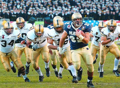 USC edges rival UCLA - Taipei Times