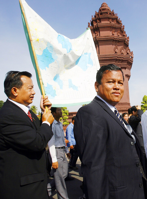 Cambodian opposition leader stripped of immunity - Taipei Times