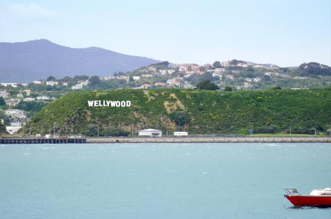 Hollywood legal threat over N.Z. ‘Wellywood’ sign 仿效好萊塢 紐西蘭「威靈塢」恐被告 ...