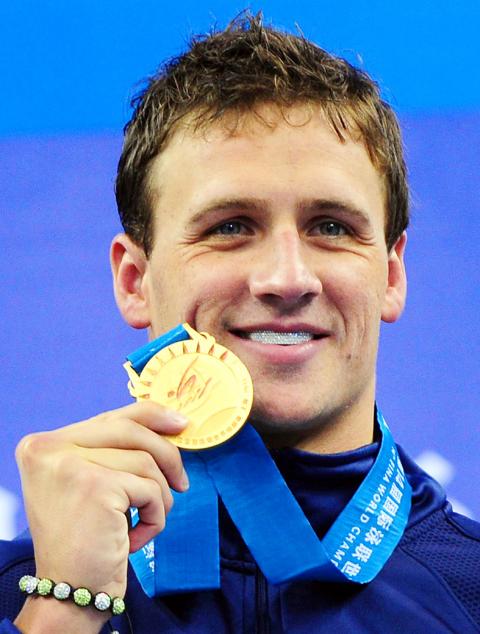Lochte reluctant to claim title of No. 1 US swimmer - Taipei Times