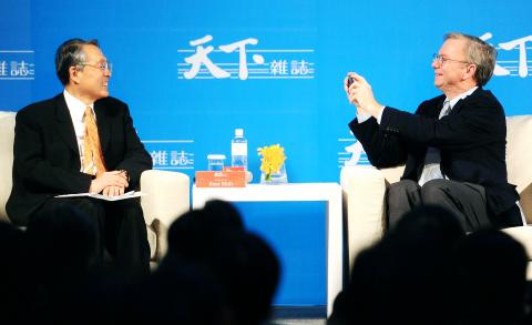 Google’s Schmidt condemns China - Taipei Times