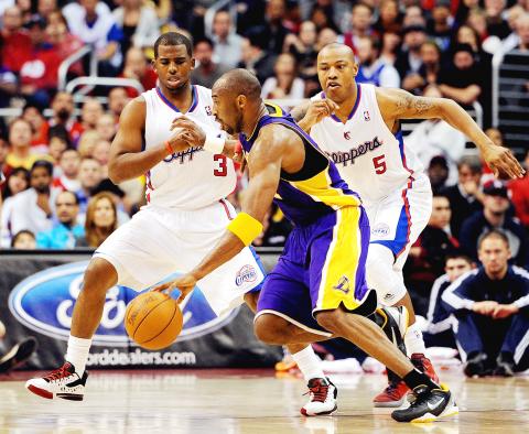 NBA: Clippers beat Lakers; Kobe scores 42 - Taipei Times