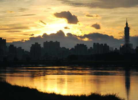 More torrential rains forecast - Taipei Times