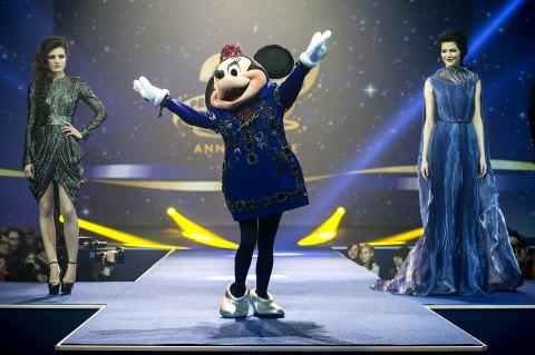 Grown-up Minnie Mouse gets fashionable makeover - Taipei Times