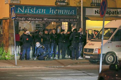 Swedish riots spread, but tensions ease in Stockholm - Taipei Times