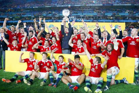 Lions roar to first series win since ’97 - Taipei Times