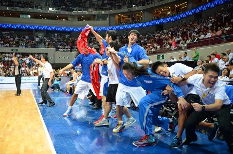 Taiwan win cross-strait basketball battle - Taipei Times