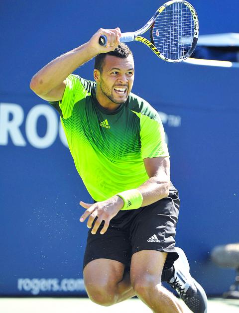 France’s Tsonga caps a week of upsets with title - Taipei Times