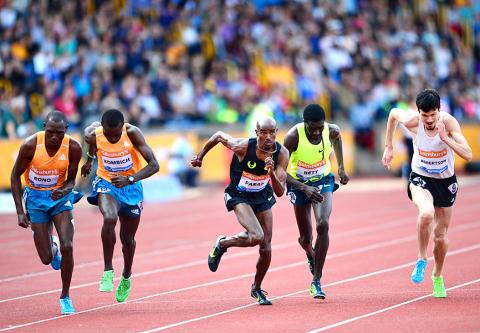 Farah breaks Euro 2 mile record - Taipei Times