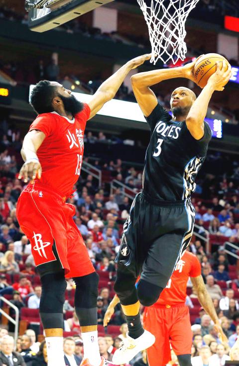 Rockets beat Timberwolves 113-102 - Taipei Times