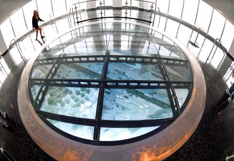 One World Trade Center touts panoramic views - Taipei Times