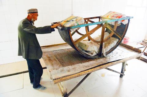 Muslim wine ferments divisions in China - Taipei Times