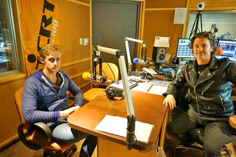 Remaining relevant: the challenge of radio - Taipei Times