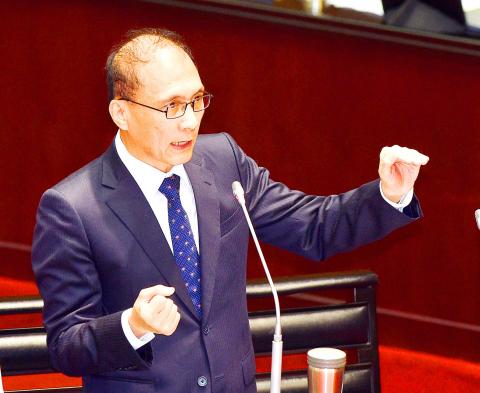Lin vexed by complaints over labor changes - Taipei Times