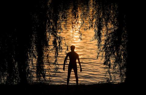 In the face of death, the party of a lifetime - Taipei Times