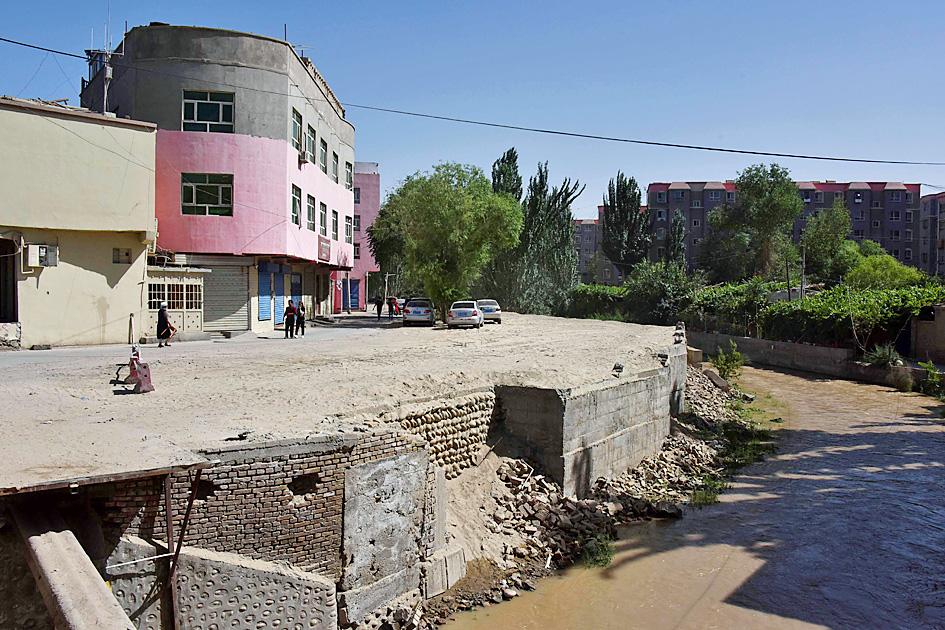 Thousands of mosques demolished in Xinjiang: report - Taipei Times