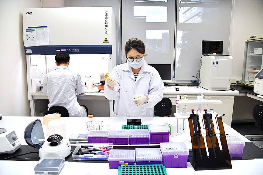 Medigen applies for phase 2 COVID-19 vaccine trial - Taipei Times