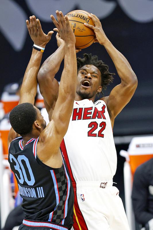 Jimmy Butler makes his third straight triple-double - Taipei Times