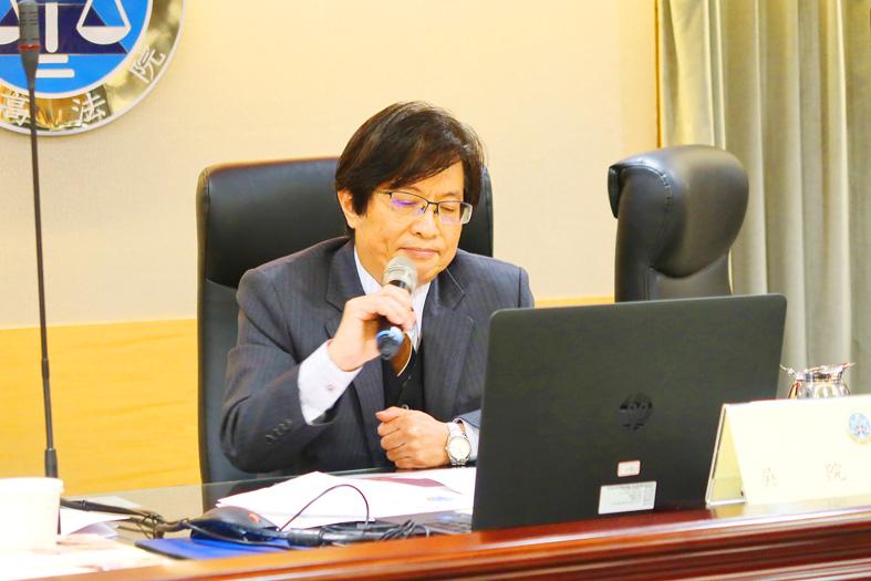 Supreme Court judge apologizes over Weng scandal - Taipei Times