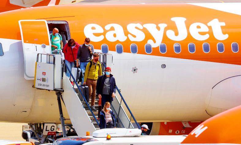 EasyJet ramps up summer capacity - Taipei Times
