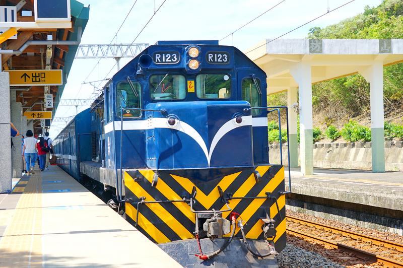 Renovated Breezy Blue to resume - Taipei Times