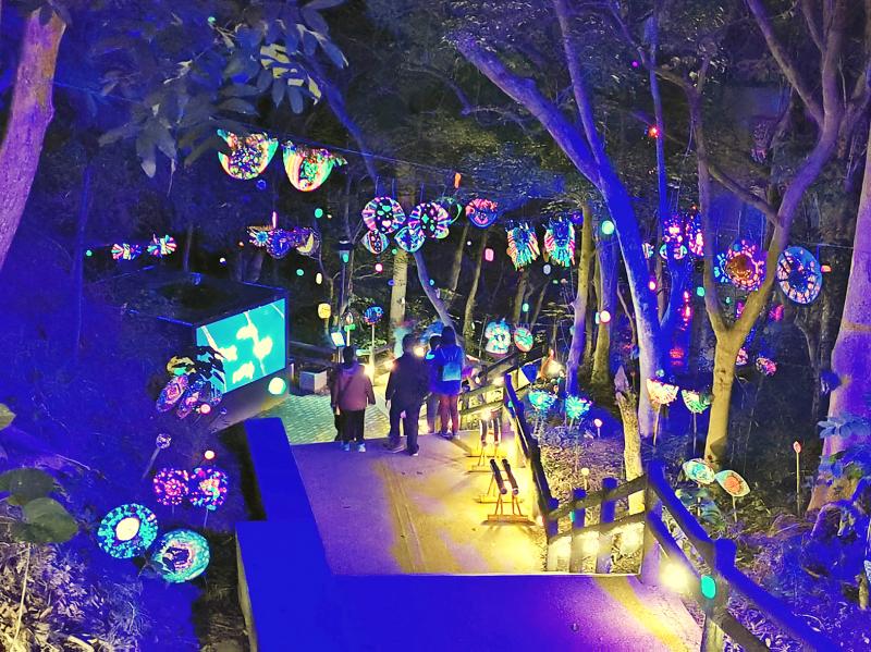 Light in the dark season - Taipei Times