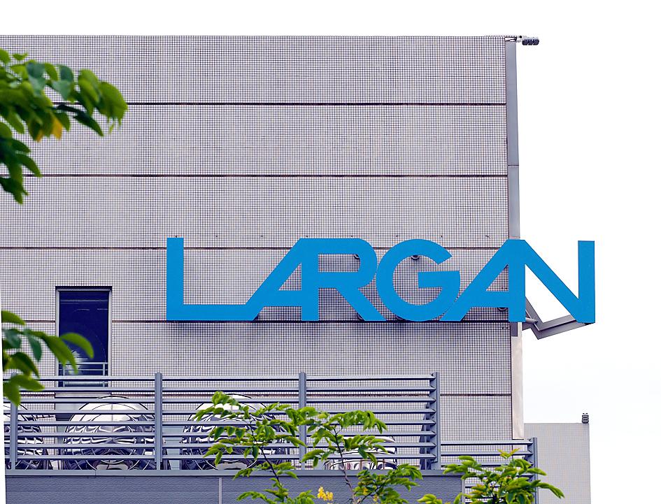 Largan’s Q4 profit down 26%, gross margin sliding - Taipei Times