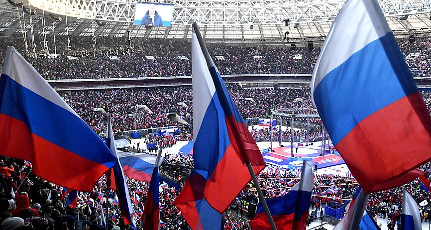 Putin praises ‘unity’ of Russian troops - Taipei Times