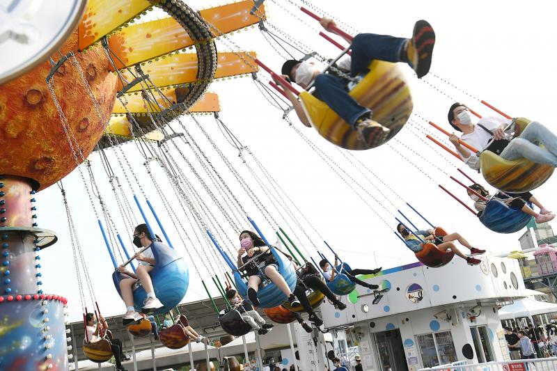 Spring swing - Taipei Times