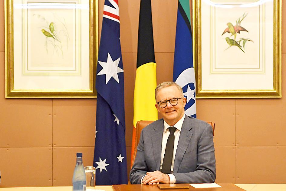 Australian PM’s party finally gets parliament majority - Taipei Times