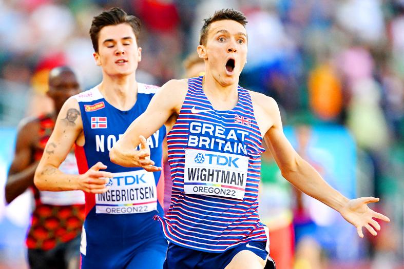 Dos Santos Dethrones King Of Hurdles Taipei Times