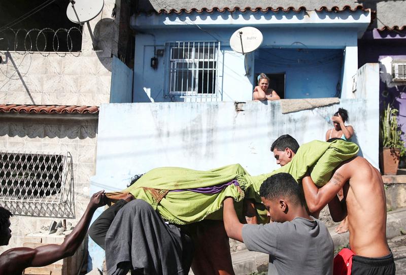 Eighteen killed in police raid in Rio favela - Taipei Times