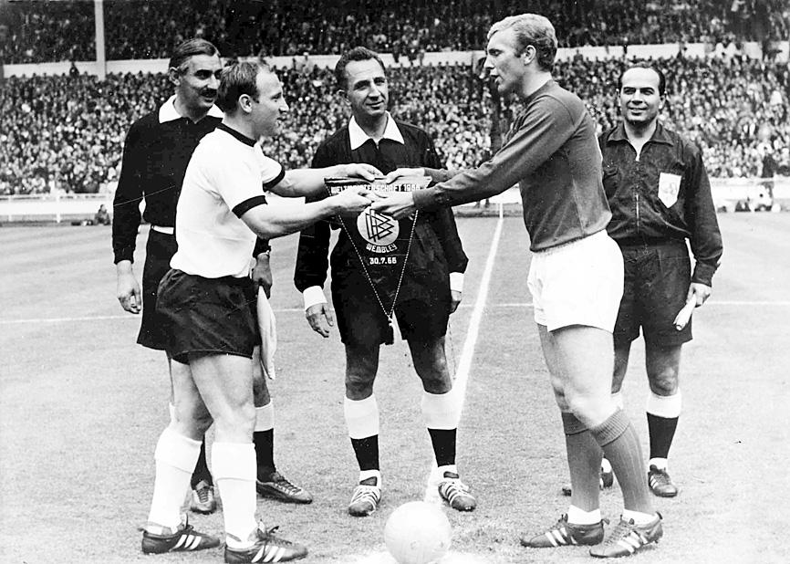 West Germany’s 1966 captain Uwe Seeler dies at 85 - Taipei Times