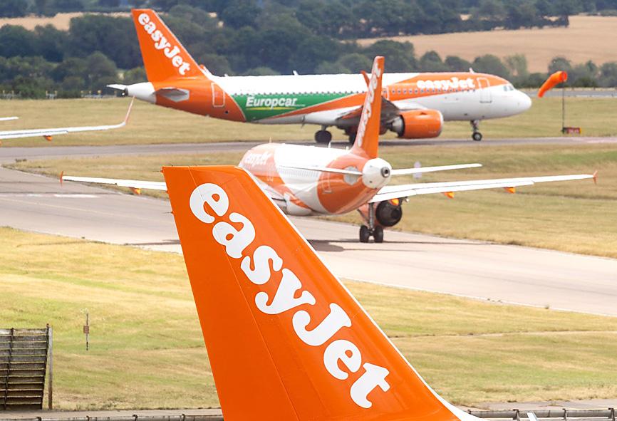 EasyJet takes a ￡133m hit from travel upheaval - Taipei Times