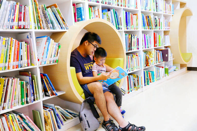 Taichung libraries need more books: city councilors - Taipei Times