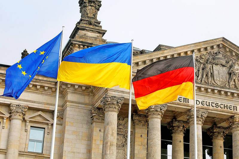 German report opposes changes to ‘status quo’ - Taipei Times