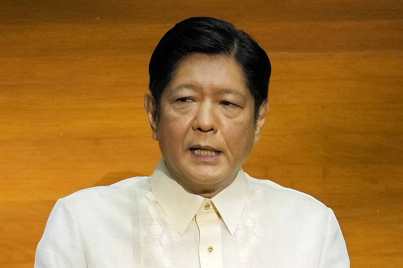 Philippine leader laments father’s ‘dictator’ label - Taipei Times