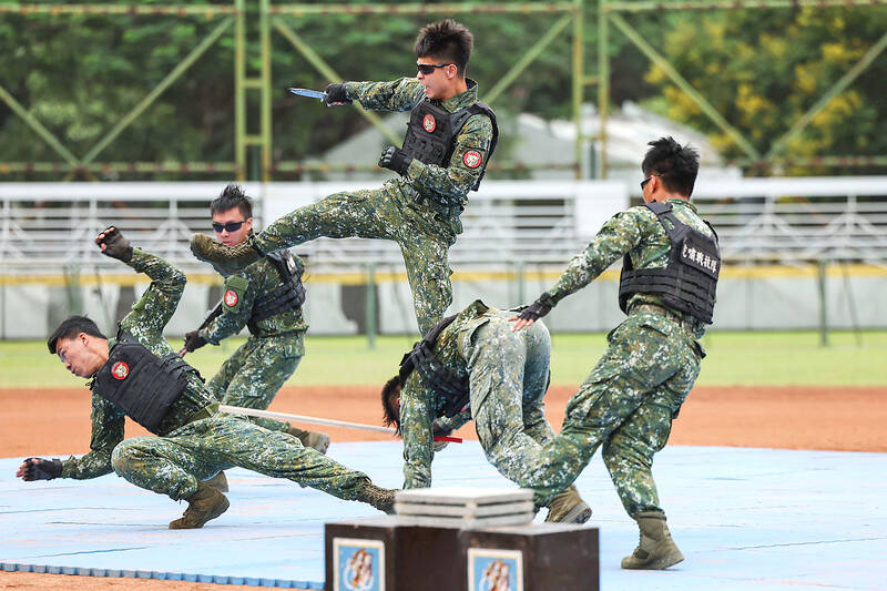 Combat-ready - Taipei Times