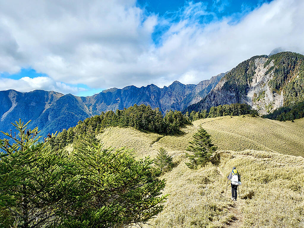 Taiwan’s ‘Holy Ridge’ - Taipei Times