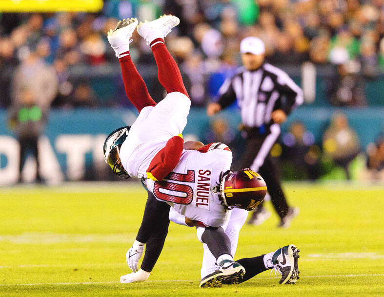 Commanders stun Eagles to end their perfect season - Taipei Times