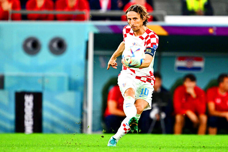 Modric’s Croatia stand between Messi and final - Taipei Times