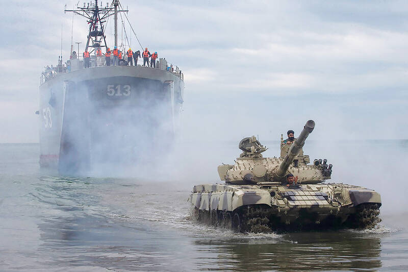 Iran tests military drones in wargame near Hormuz - Taipei Times