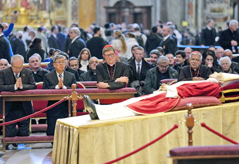 Former VP arrives in Rome for pope’s funeral - Taipei Times