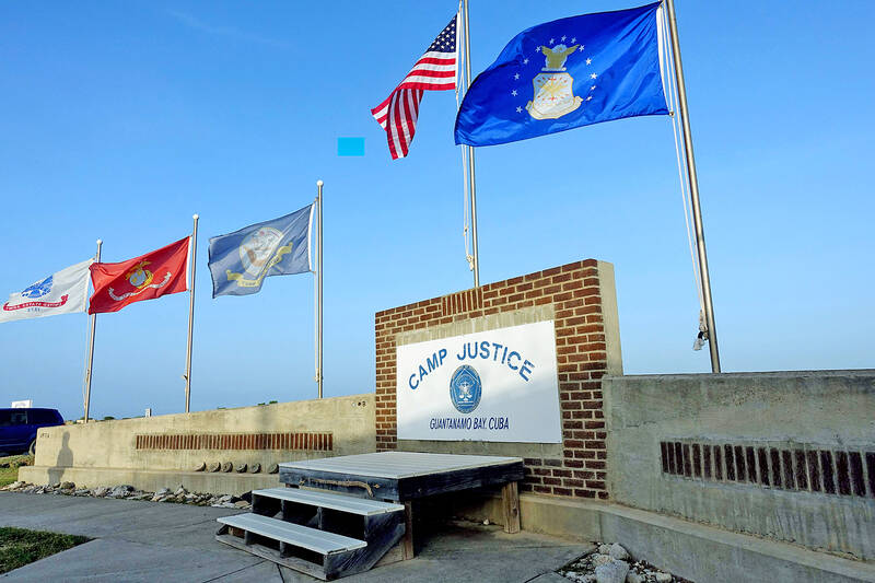 US releases Guantanamo prisoner once tortured by CIA - Taipei Times