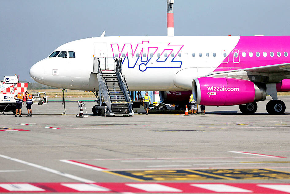Wizz Air to suspend Moldova flights on safety concerns - Taipei Times