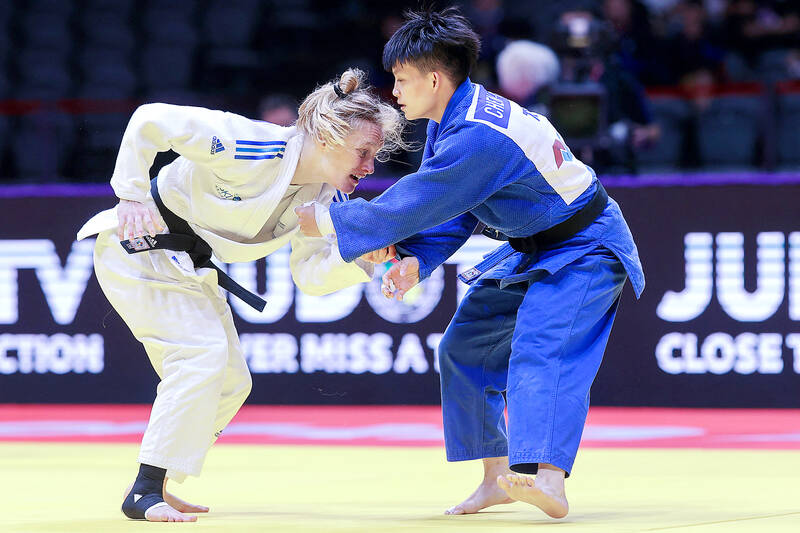 Tsunoda wins Japan’s 1st gold of judo worlds - Taipei Times