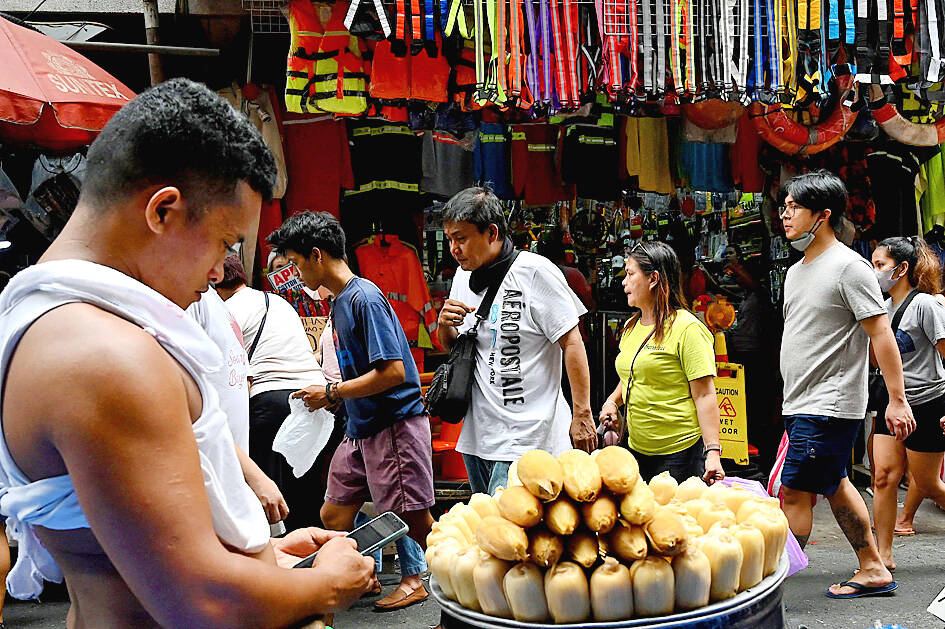Philippine economic growth slows as inflation crimps consumer spending ...