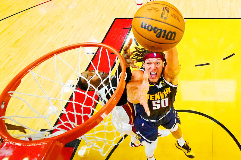 Gordon stars as Nuggets close in on first NBA title - Taipei Times