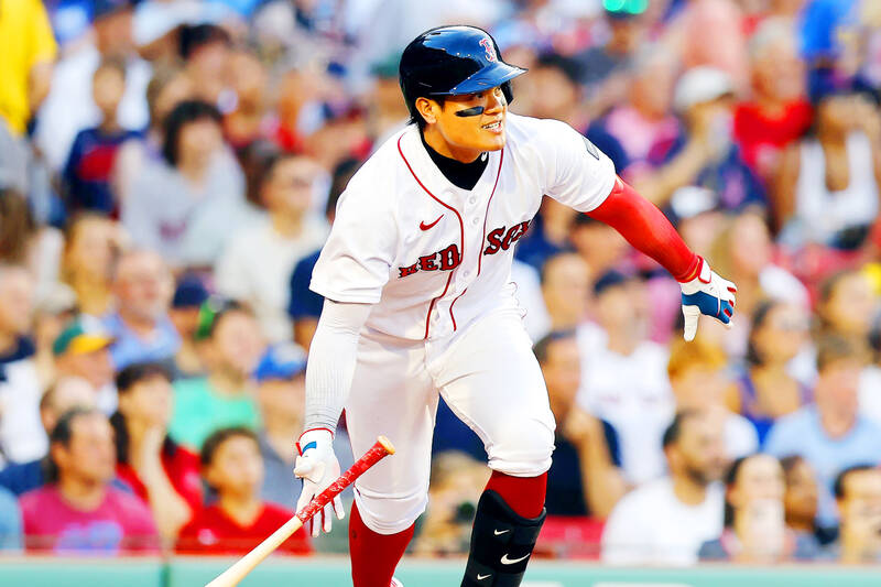 Chang drives in 2 runs for Boston on injury return - Taipei Times