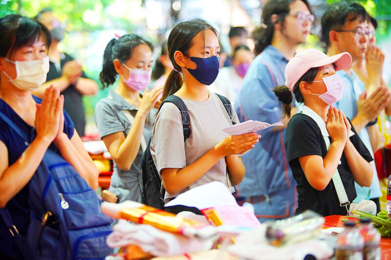 Hard pass - Taipei Times